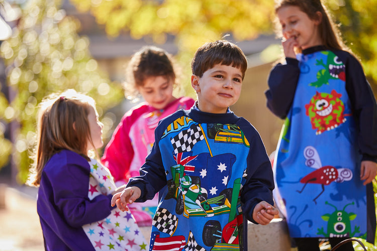 Children's Art Smocks and Library Bags | Smart Stuff